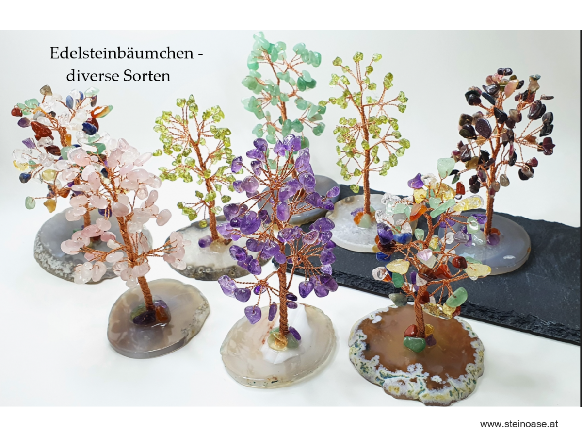 Olivin/ Peridot Edelsteinbäumchen auf Achat